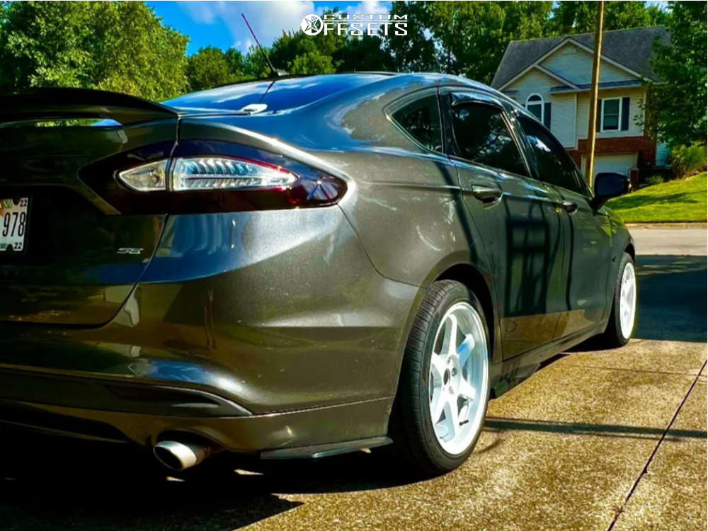 2016 Ford Fusion with 18x8.5 35 Vors Tr37 and 235/40R18 Vercelli Strada ...