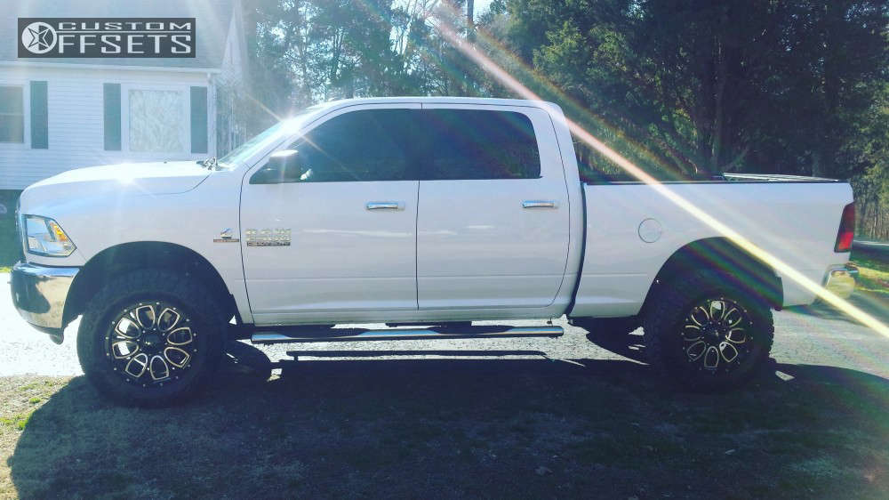 2016 Ram 2500 with 20x9 -12 Helo He879 and 35/11.5R20 Nitto Ridge ...