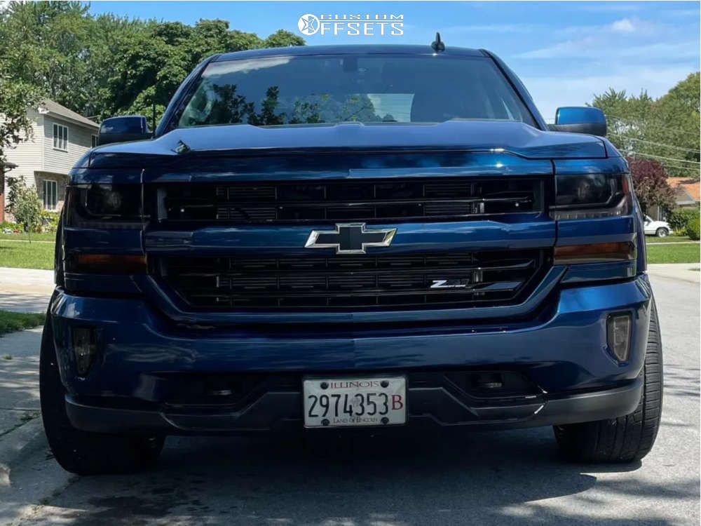 2016 Chevrolet Silverado 1500 with 22x12 -44 Fuel Rebel and 305/45R22 ...