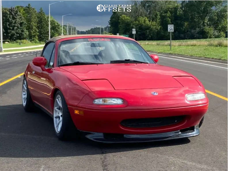 1994 Mazda Miata with 15x8 25 Konig Freeform and 195/50R15 Federal 595 ...