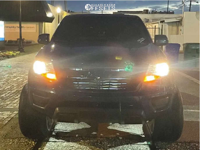 2019 Chevrolet Colorado with 22x14 -80 RBP 80r and 305/40R22 Vercelli ...