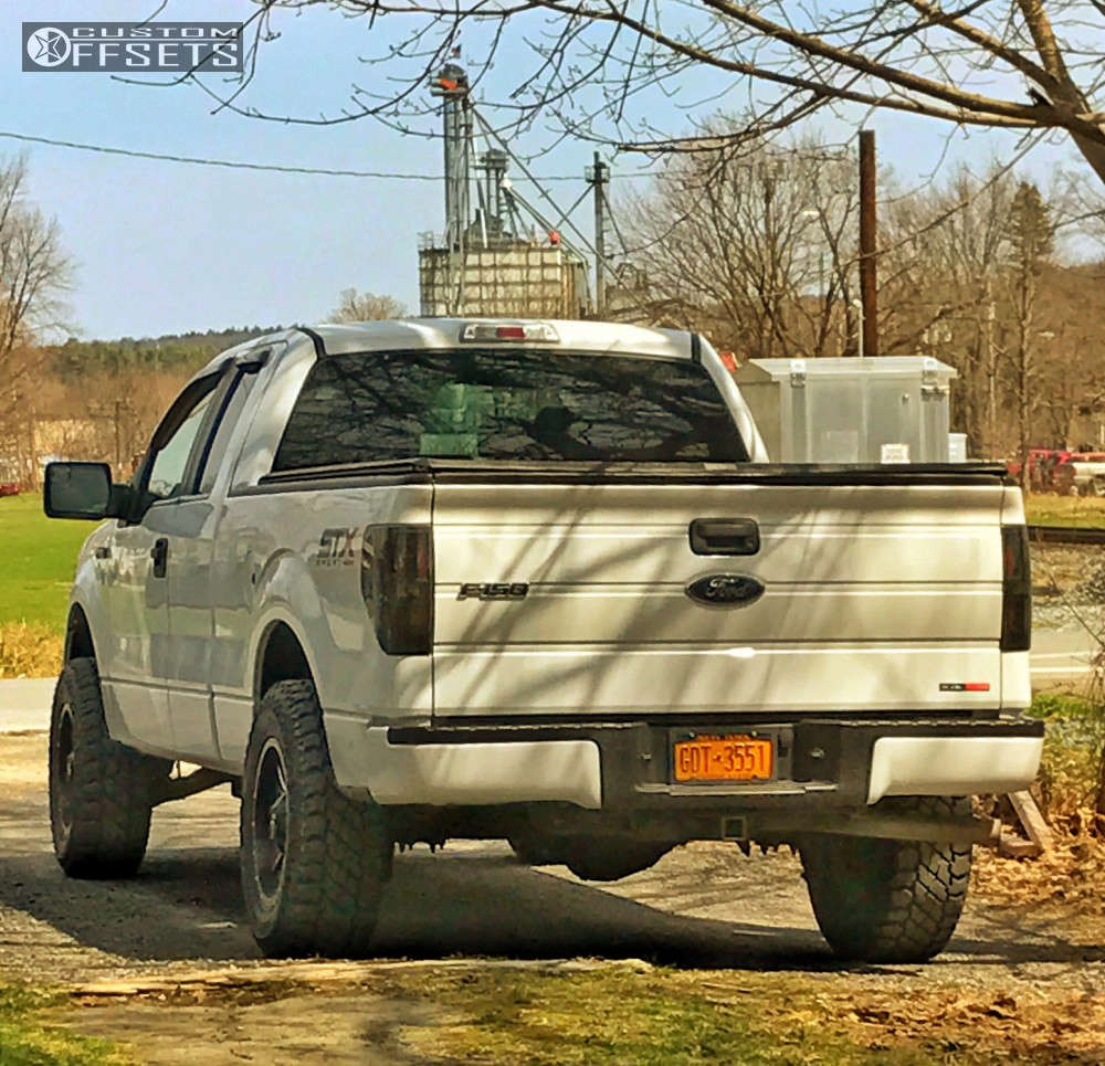 2014 Ford F-150 with 18x9 1 Fuel Maverick and 275/70R18 Cooper ...