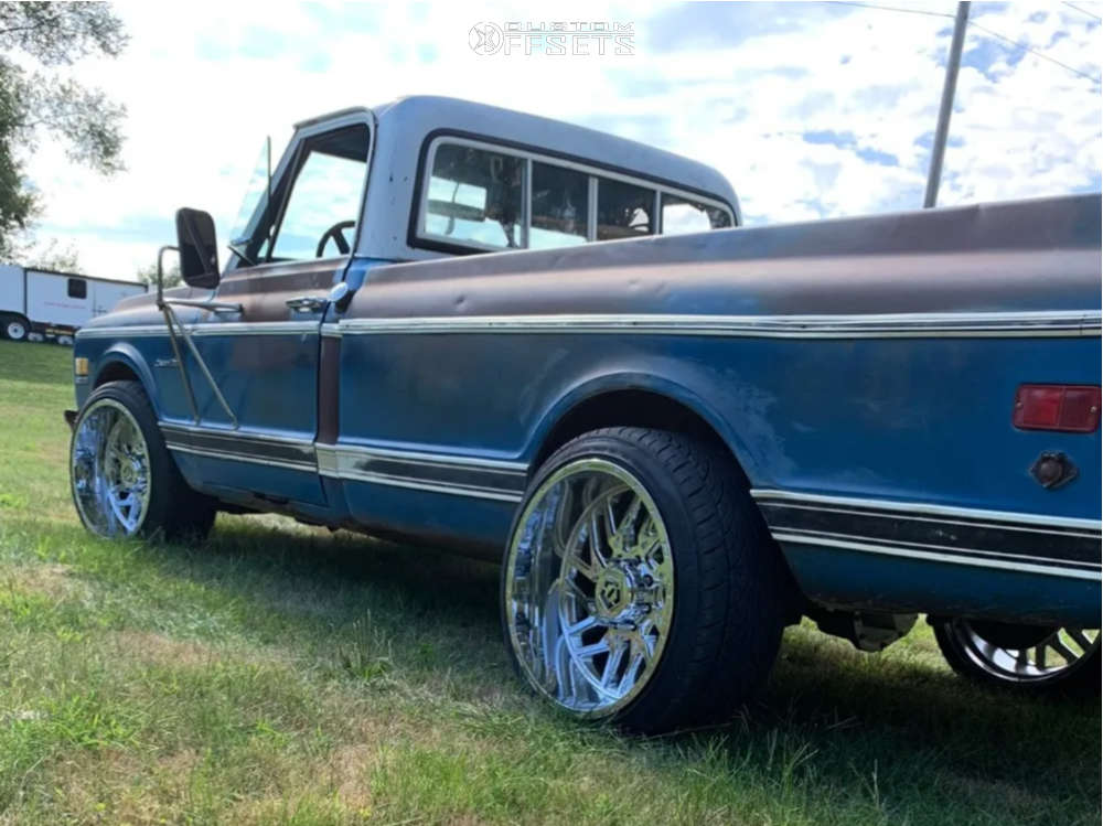 1971 Chevrolet C20 Pickup with 22x12 -44 TIS 544C and 285/35R22 Venom ...