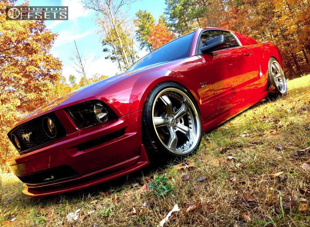 2005 Ford Mustang with 20x9 24 American Racing Razor and 245/35R20 ...