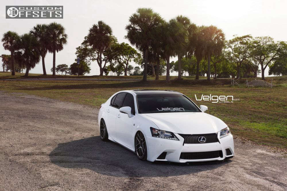 2014 Lexus GS350 with 20x9 32 Velgen VMB6 and 245/30R20 Achilles Atr ...