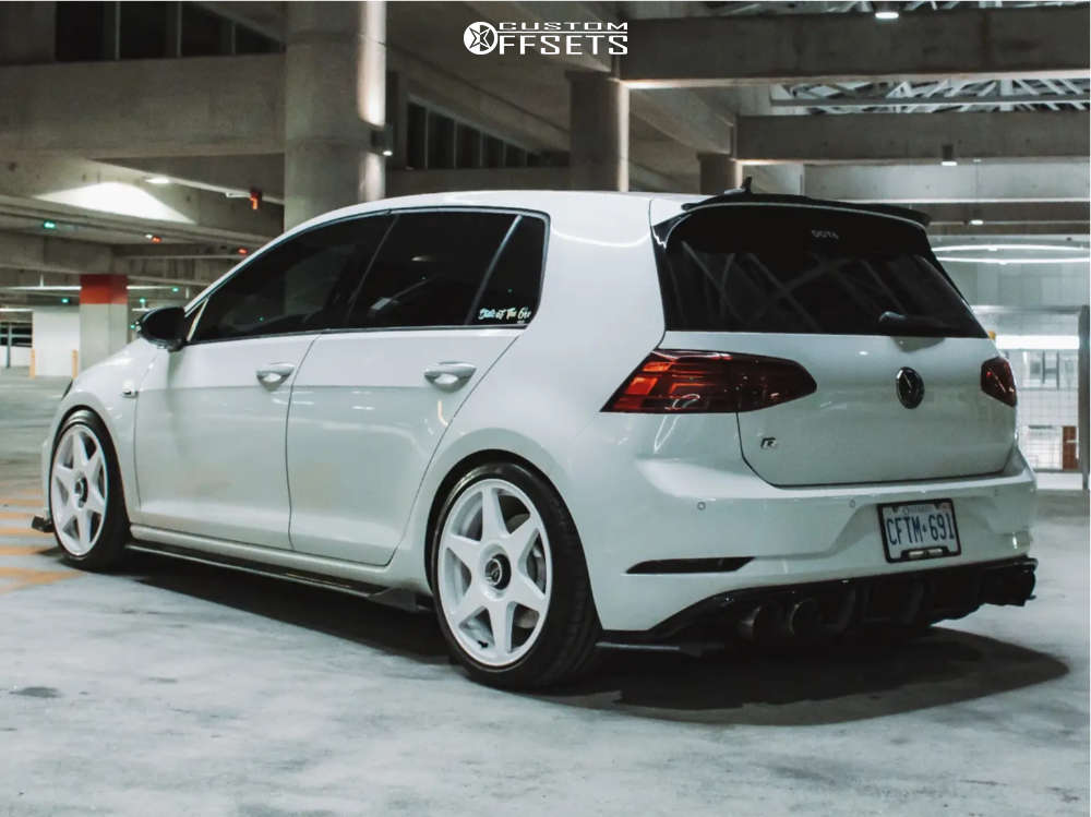 2018 Volkswagen Golf R with 18x8.5 35 Fifteen52 Tarmac Evo and 225 ...