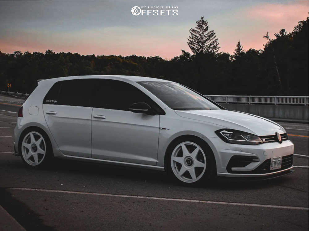 2018 Volkswagen Golf R with 18x8.5 35 Fifteen52 Tarmac Evo and 225 ...
