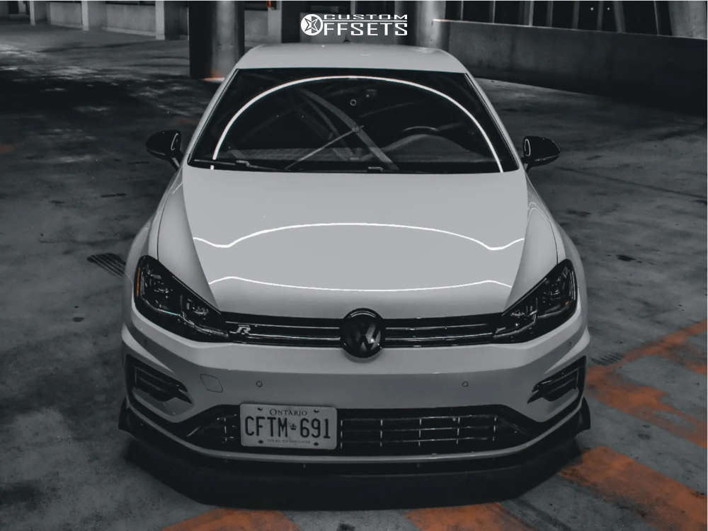 2018 Volkswagen Golf R with 18x8.5 35 Fifteen52 Tarmac Evo and 225 ...