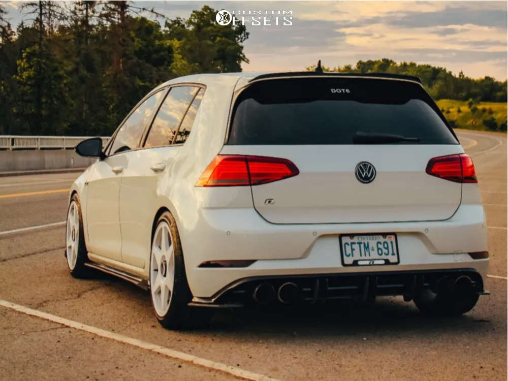 2018 Volkswagen Golf R with 18x8.5 35 Fifteen52 Tarmac Evo and 225 ...