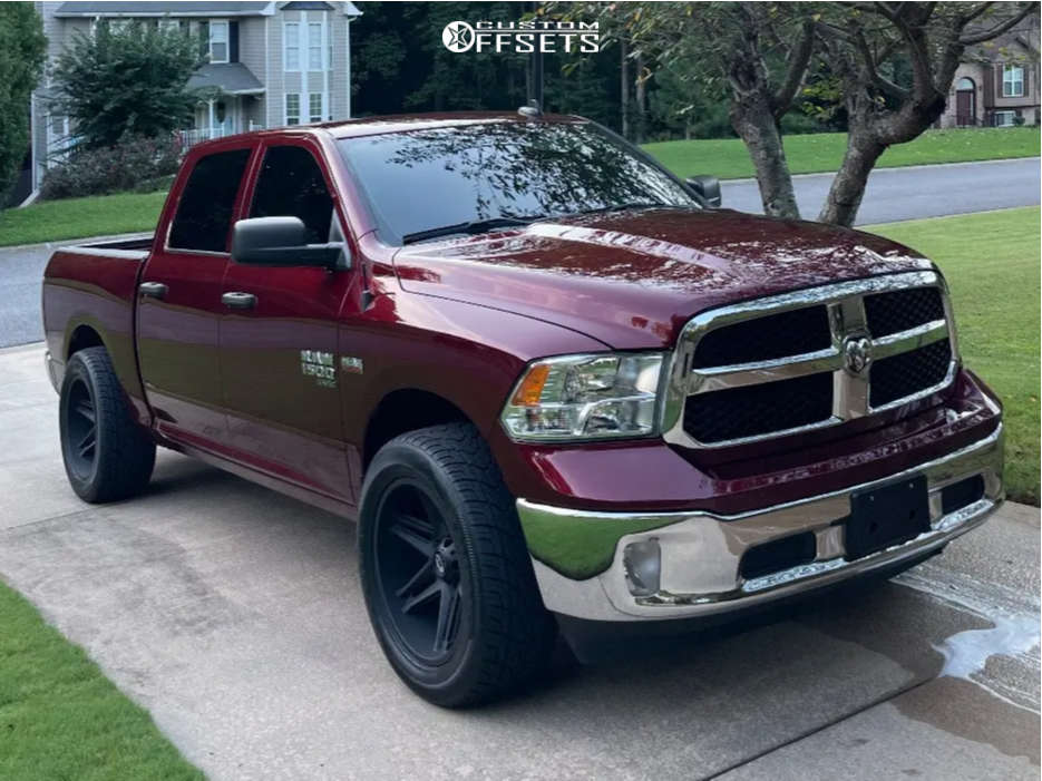 2022 Ram 1500 Classic with 20x10 -25 Vision Razor and 305/50R20 Kumho ...