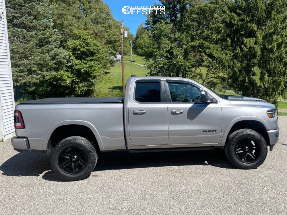 2021 Ram 1500 with 20x10 -25 Vision Razor and 275/60R20 Goodyear ...