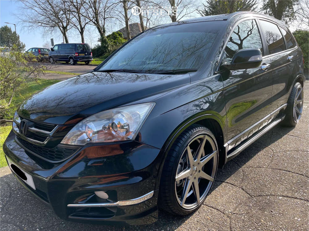 2011 Honda CR-V with 20x8.5 40 JR JR20 and 245/35R20 Accelera Phi R and ...