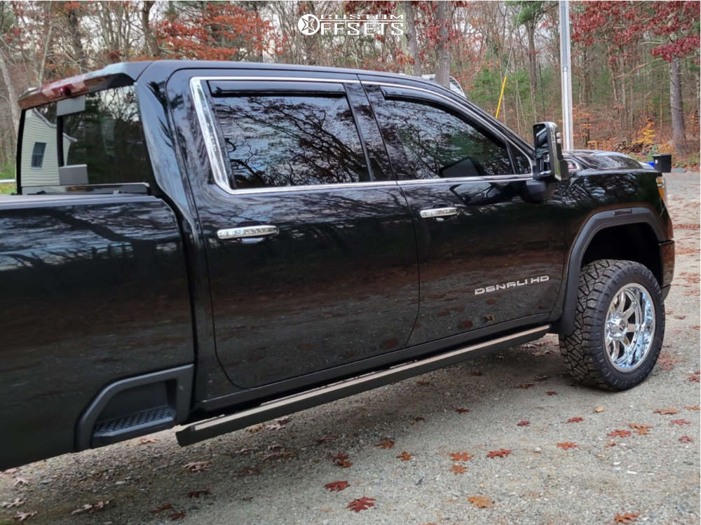 2021 GMC Sierra 2500 HD with 22x10 -18 Fuel Hammer and 33/12.5R22 Nitto ...