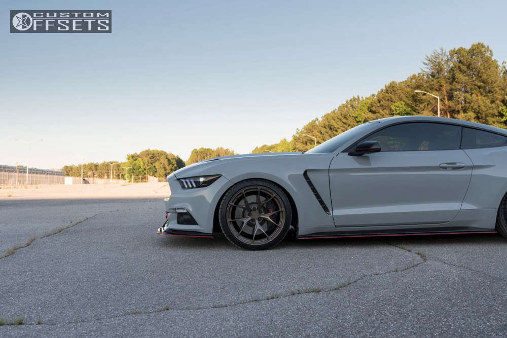 2016 Ford Mustang with 20x10 25 Signature Wheel Sv104 and 285/30R20 ...