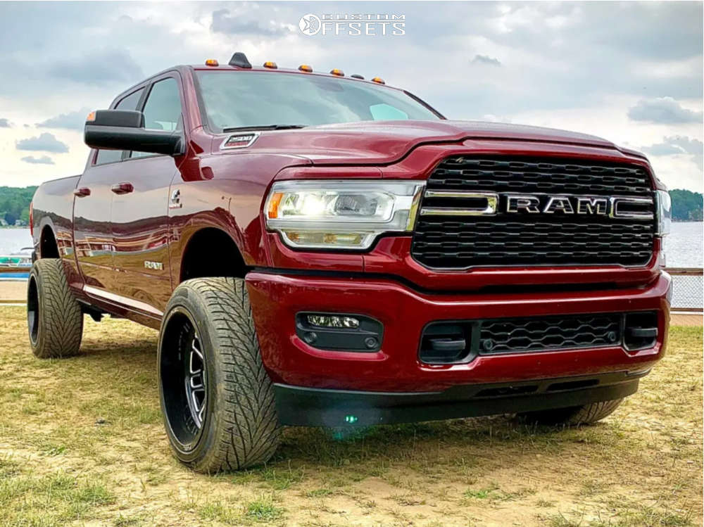 2022 Ram 2500 with 22x12 -43 Fuel Ignite and 305/45R22 Toyo Tires ...