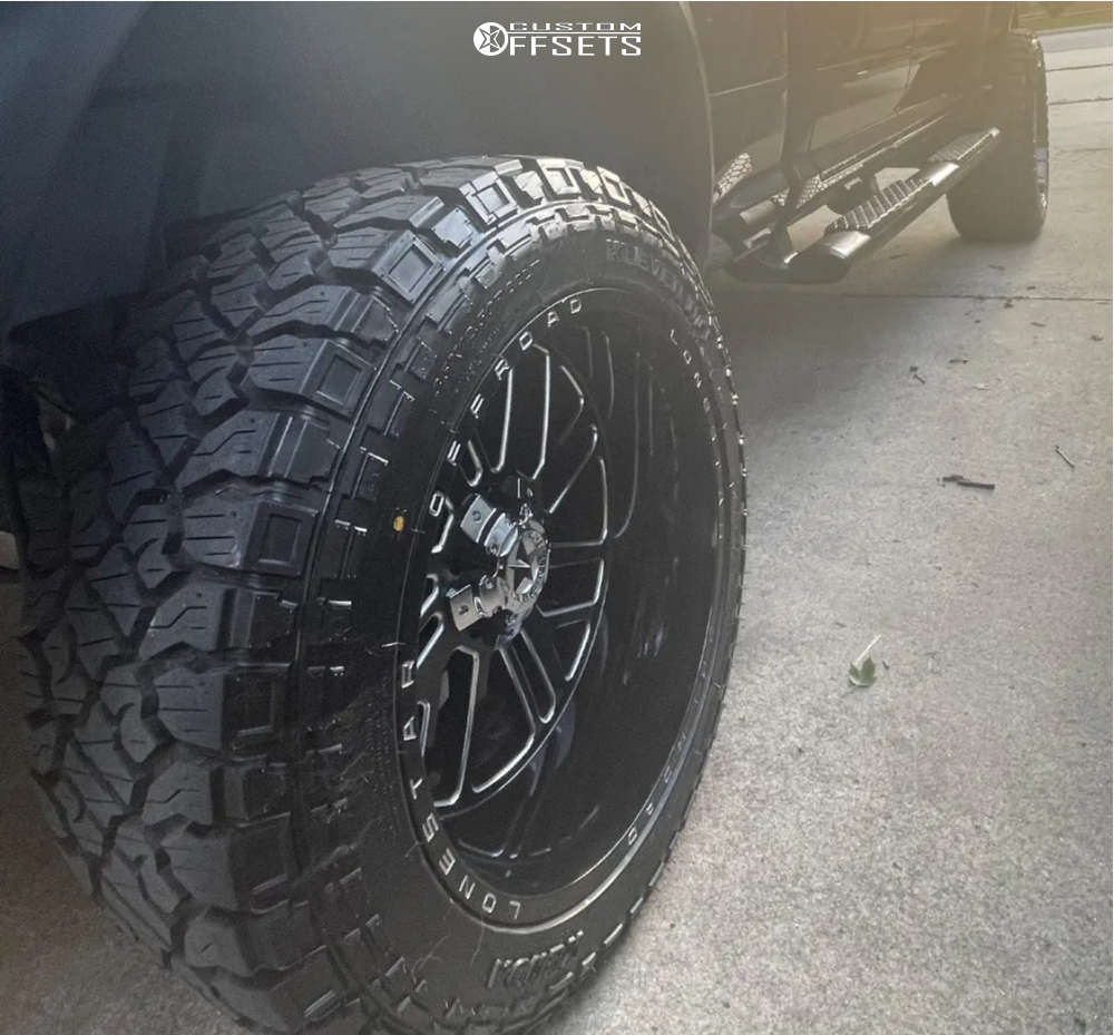 2015 Ram 1500 with 22x12 -44 Lonestar Tomahawk and 35/12.5R22 Kenda ...