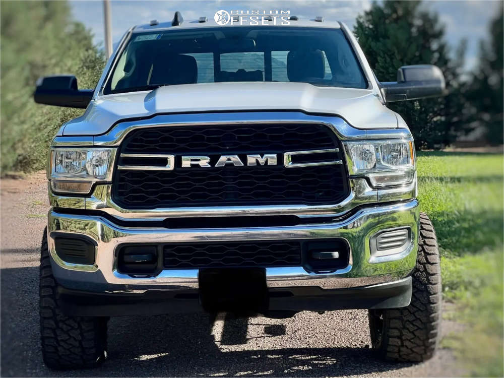 2019 Ram 2500 with 22x10 -19 Vision Brawl and 35/12.5R22 Landspider ...