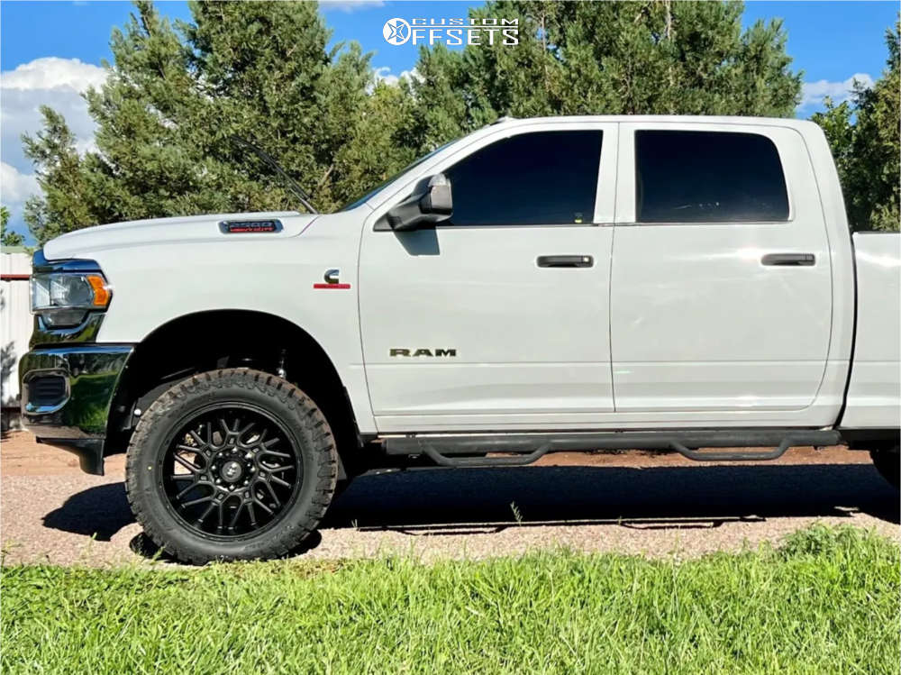 2019 Ram 2500 with 22x10 -19 Vision Brawl and 35/12.5R22 Landspider ...