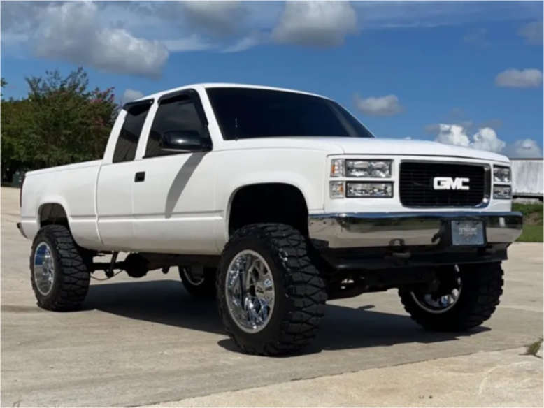 1995 GMC K1500 with 20x12 -44 Moto Metal Mo986 and 35/12.5R20 Nitto Mud ...