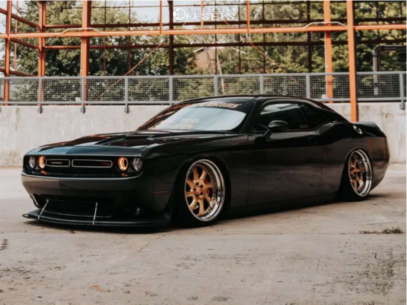 2018 Dodge Challenger with 21x10 5 VIP Modular Vr12 and 235/35R21 ...