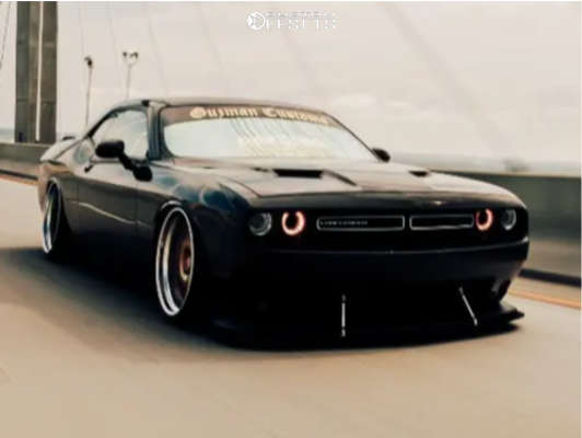 2018 Dodge Challenger with 21x10 5 VIP Modular Vr12 and 235/35R21 ...