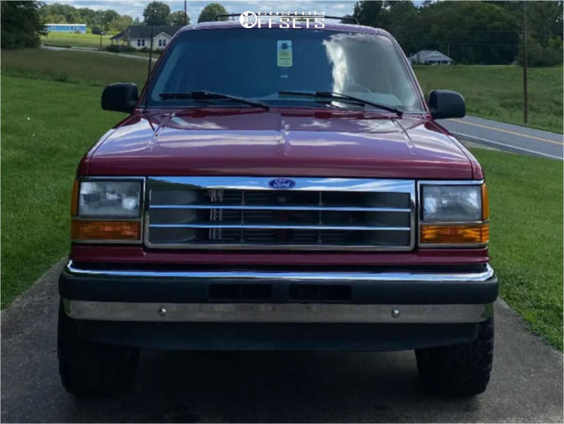1994 Ford Explorer with 16x8 Mickey Thompson Classic III and 255/70R16 ...