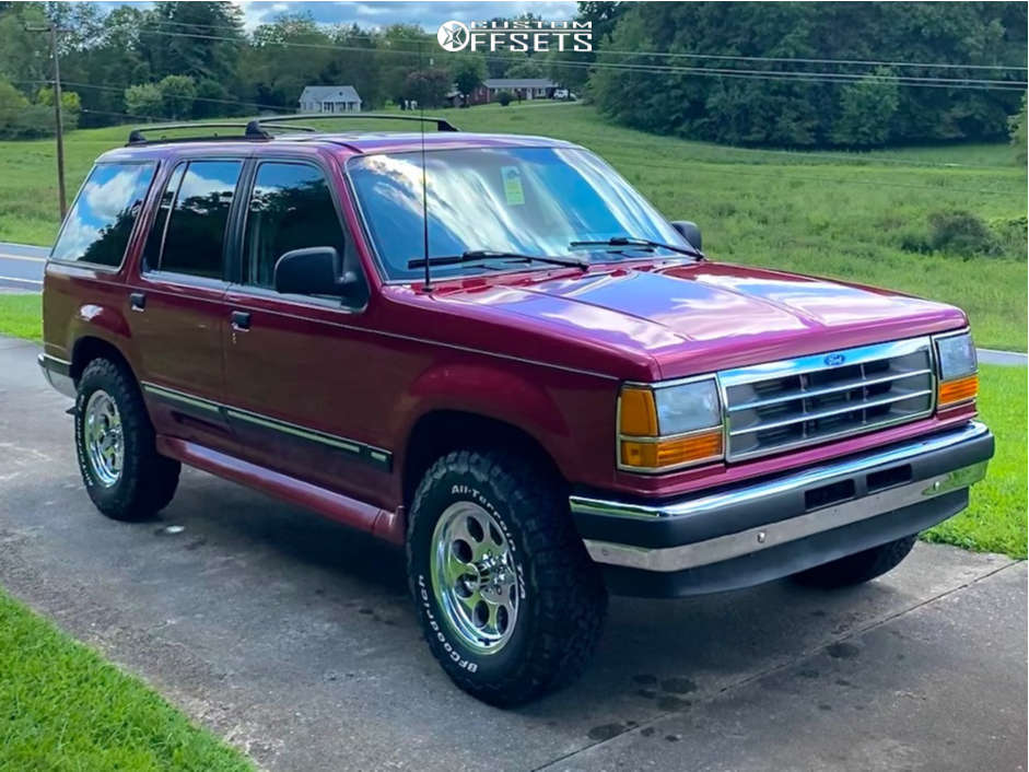 1994 Ford Explorer with 16x8 Mickey Thompson Classic III and 255/70R16 ...