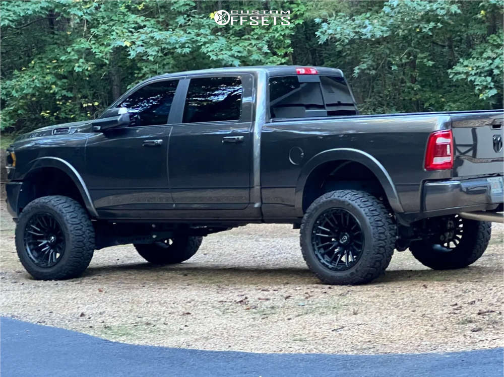 2021 Ram 2500 with 22x10 -18 Fuel Rebel 8 and 37/13.5R22 Milestar ...