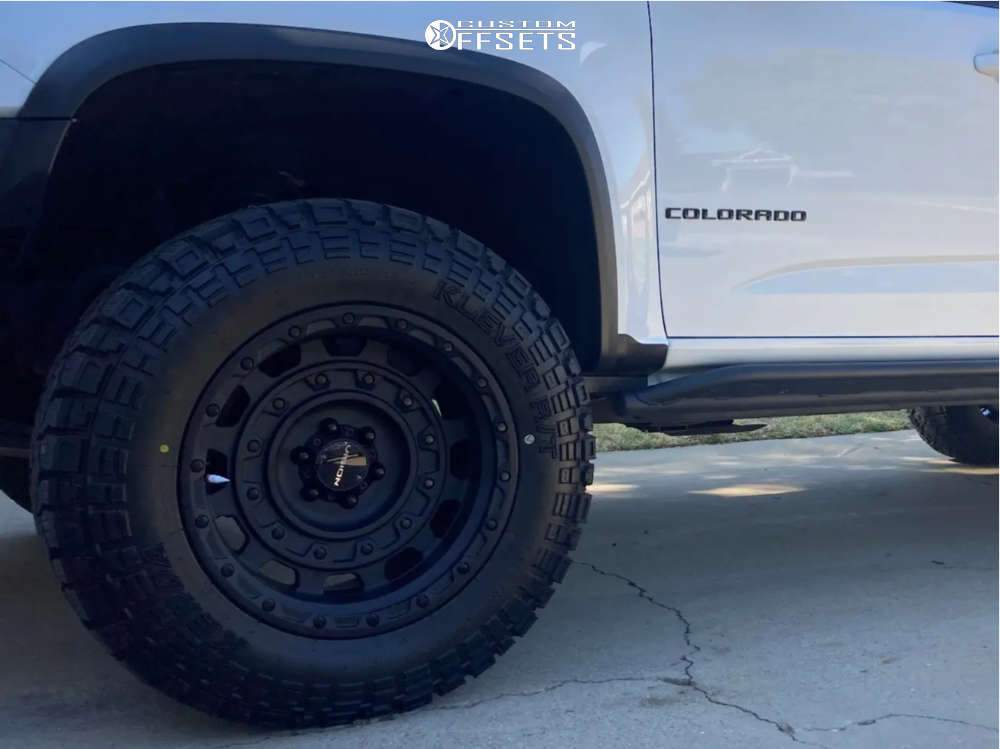 2018 Chevrolet Colorado with 18x9.5 -18 Vision Tactical and 275/70R18 ...
