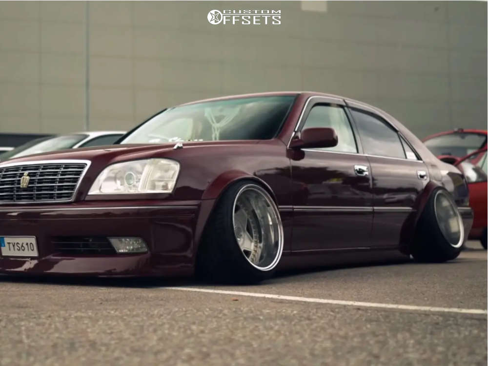 2000 Toyota Crown with 17x10.5 -58 Autostrada Modena and 225/35R17 ...