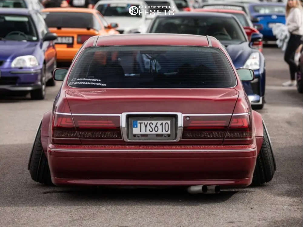 2000 Toyota Crown with 17x10.5 -58 Autostrada Modena and 225/35R17 ...