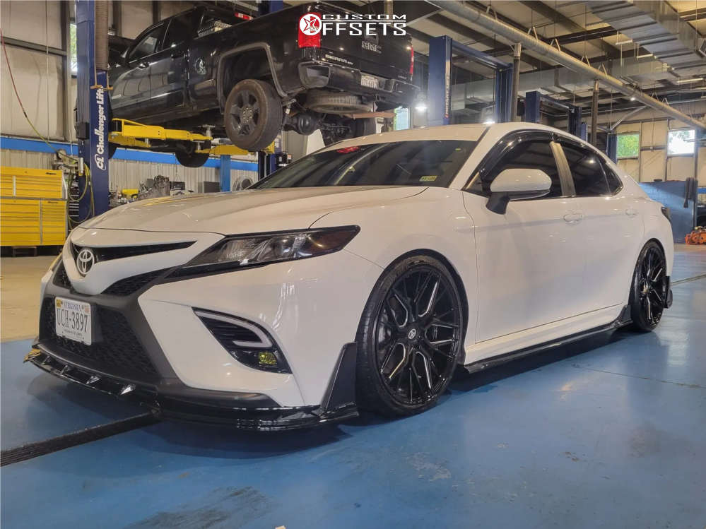 2018 Toyota Camry with 20x8.5 35 Pinnacle Zenith and 225/35R20 Vercelli Strada Ii and Lowering ...