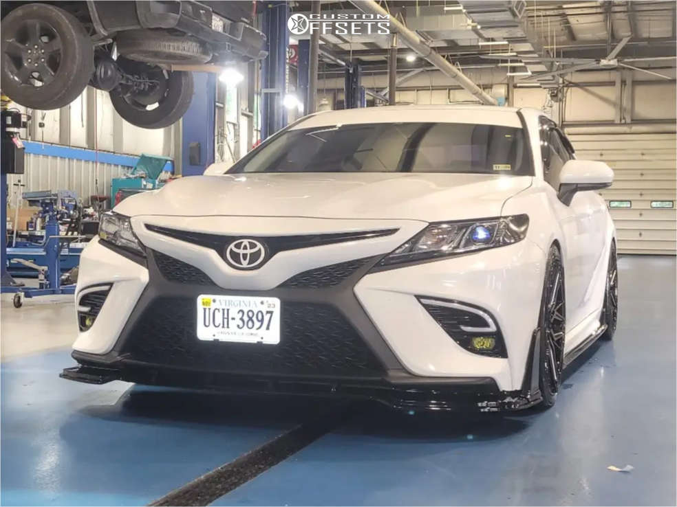 2018 Toyota Camry with 20x8.5 35 Pinnacle Zenith and 225/35R20 Vercelli Strada Ii and Lowering ...