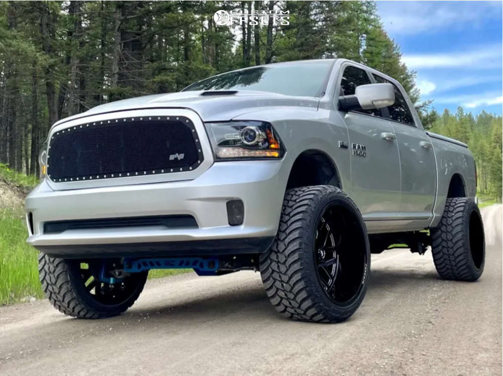 2016 Ram 1500 with 24x14 -76 Forgiato Flow Terra 004 and 35/13.5R24 AMP ...