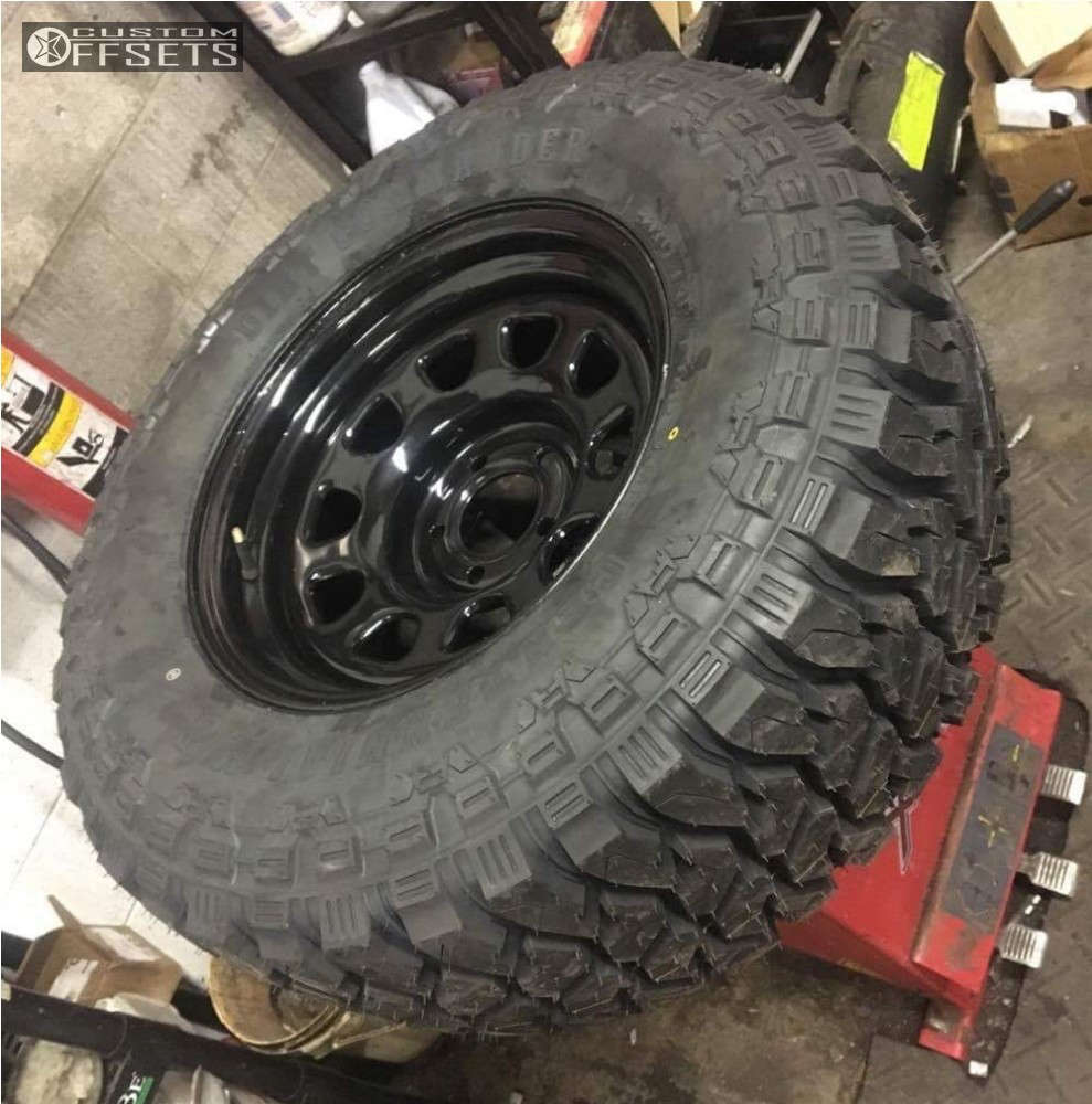 2005 Jeep Grand Cherokee with 17x9 -12 Vision D Window and 33/12.5R17 ...