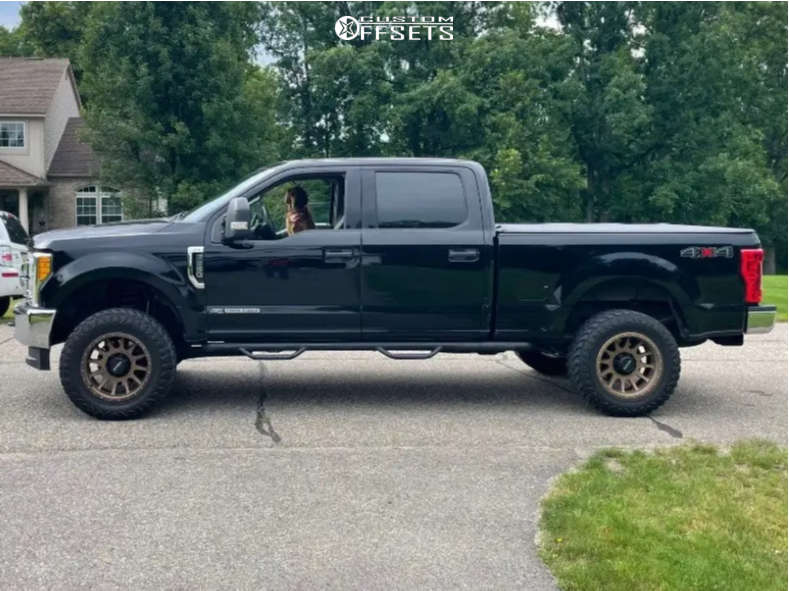 2017 Ford F-250 Super Duty with 20x12 -52 Method NV and 35/12.5R20 ...