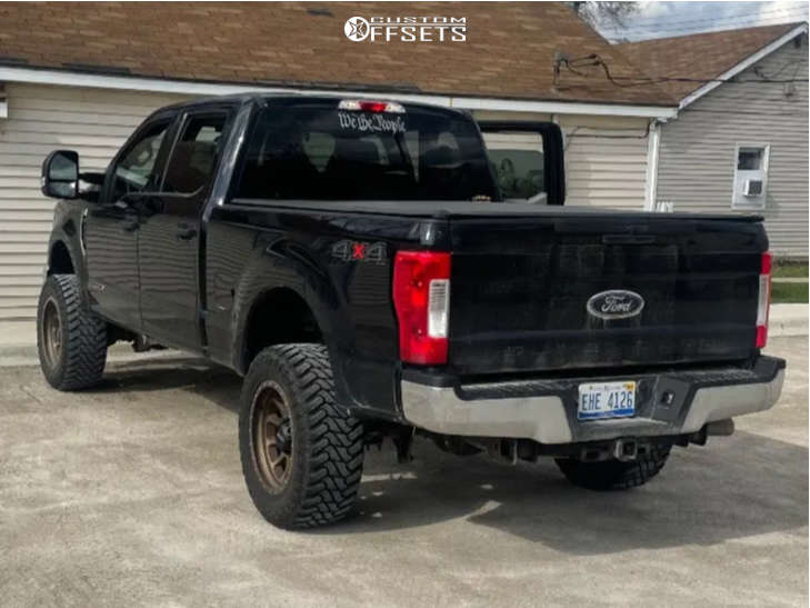 2017 Ford F-250 Super Duty with 20x12 -52 Method NV and 35/12.5R20 ...