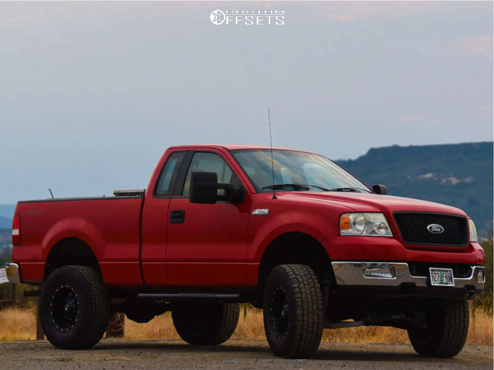 2005 Ford F-150 with 17x9 -12 TIS 535B and 315/70R17 Cooper Discoverer ...