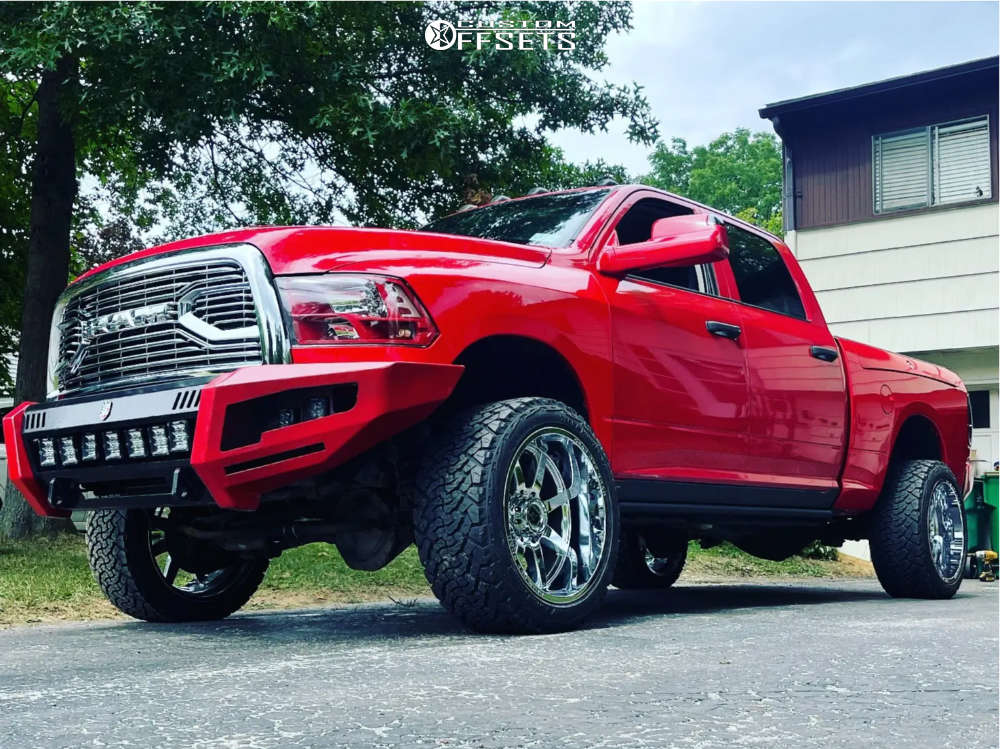 2012 Ram 3500 with 22x12 -44 Gear Off-Road Pivot and 33/12.5R22 Venom ...