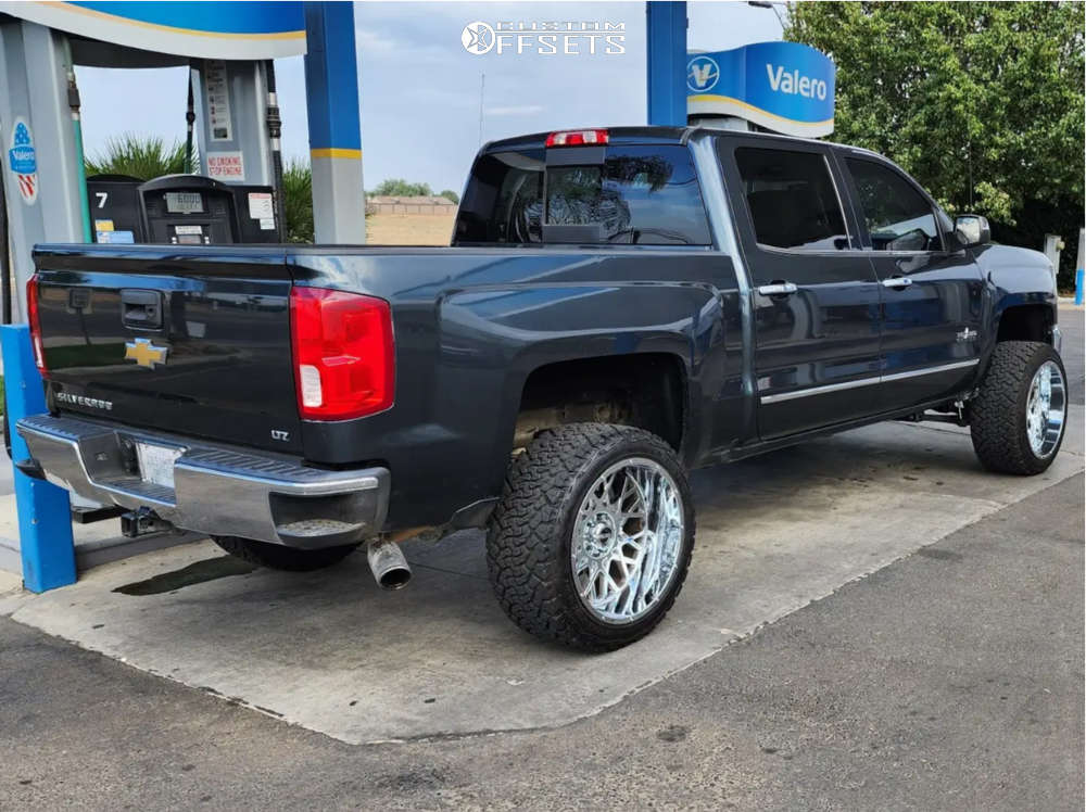2018 Chevrolet Silverado 1500 with 22x12 -51 Vision Rocker and 33/12 ...