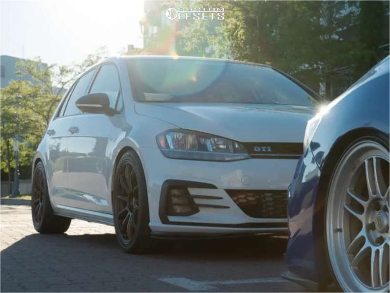 2018 Volkswagen GTI with 18x8.5 45 Superspeed Rf03rr and 255/35R18 ...