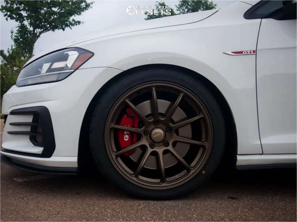 2018 Volkswagen GTI with 18x8.5 45 Superspeed Rf03rr and 255/35R18 ...