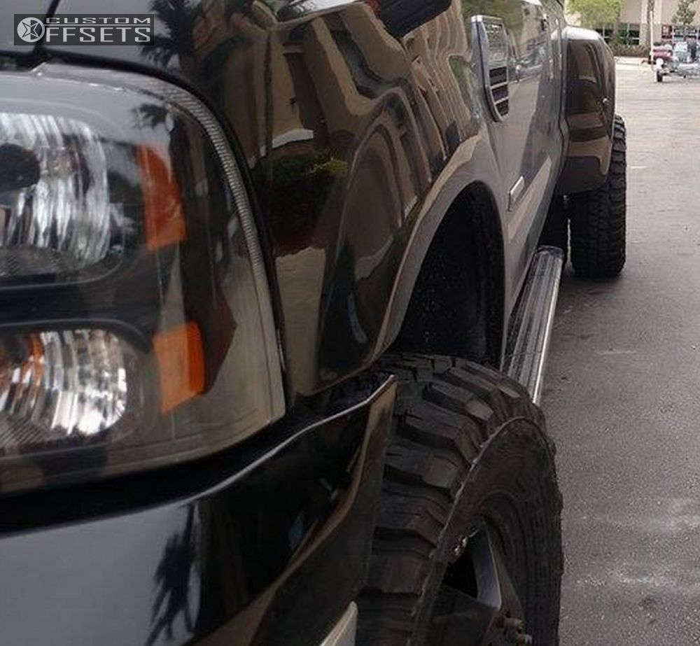 2006 Ford F-350 Super Duty with 17x6 111 XD Rockstar Dually and 35/12 ...