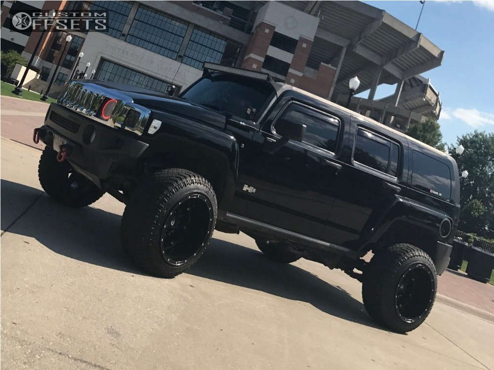 2007 Hummer H3 with 20x14 -76 Fuel Hostage and 33/12.5R20 Atturo Trail ...