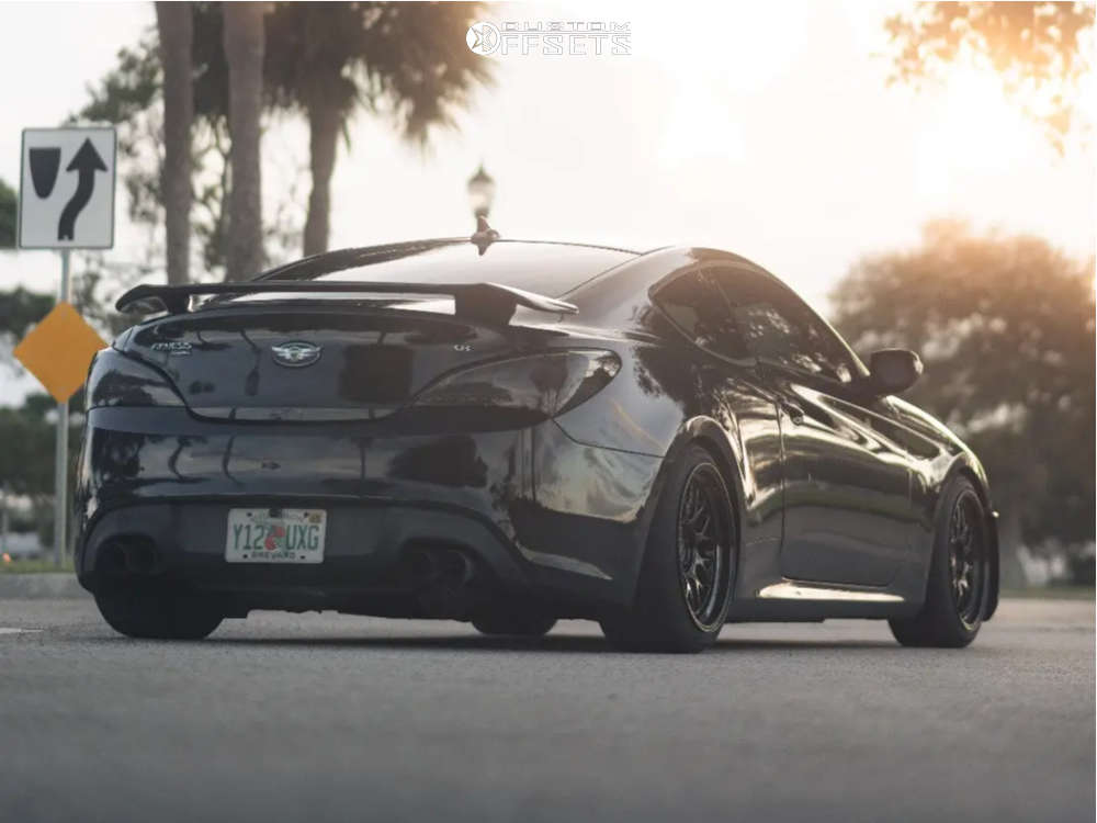 2015 Hyundai Genesis Coupe with 18x9.5 22 ESR Cr1 and 235/40R18 ...