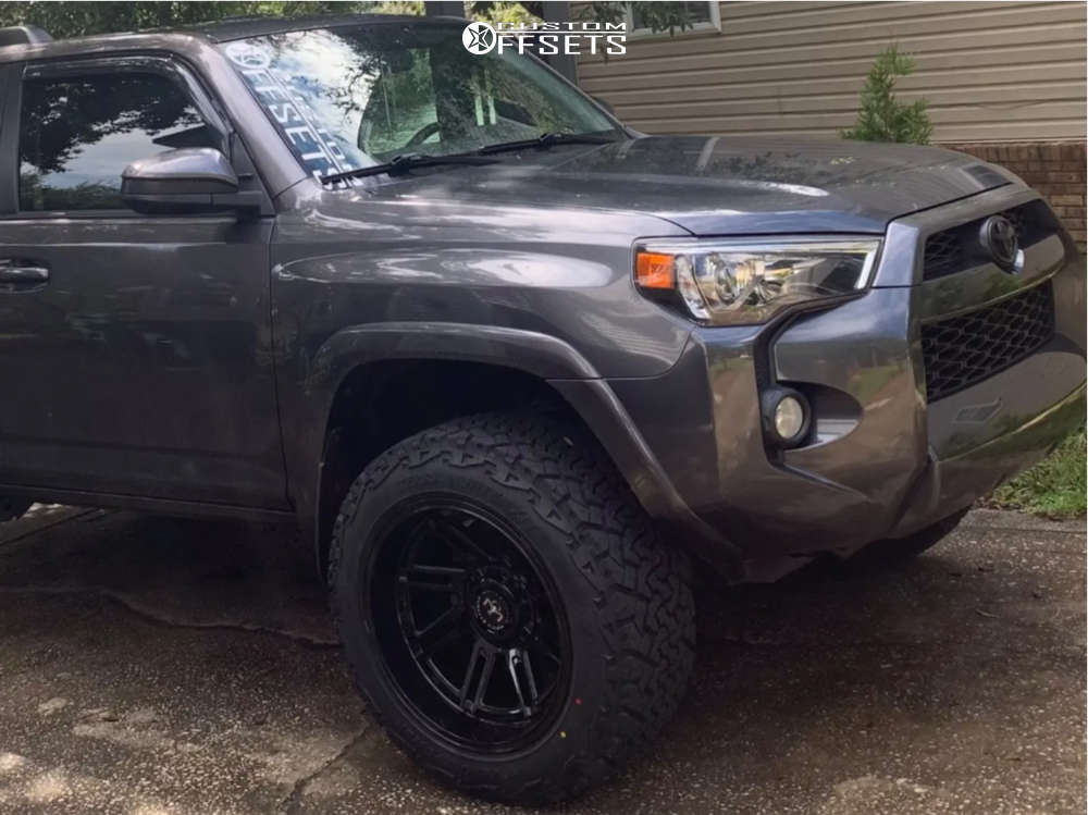2018 Toyota 4Runner with 20x12 -44 Motiv Offroad Millenium and 33/12 ...