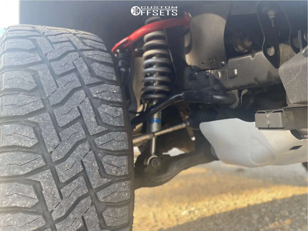 2020 Toyota Tacoma with 17x9 -12 Rock Trix RT111 and 285/70R17 Toyo ...