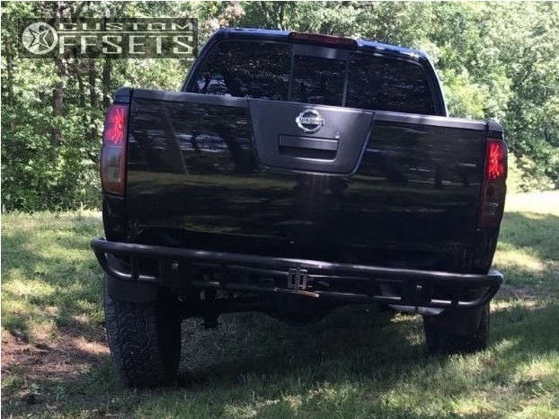 2008 Nissan Frontier with 16x8 -12 Pro Comp Series 89 and 285/75R16 ...