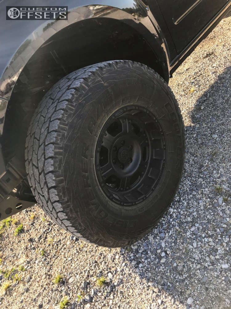 2008 Nissan Frontier with 16x8 -12 Pro Comp Series 89 and 285/75R16 ...