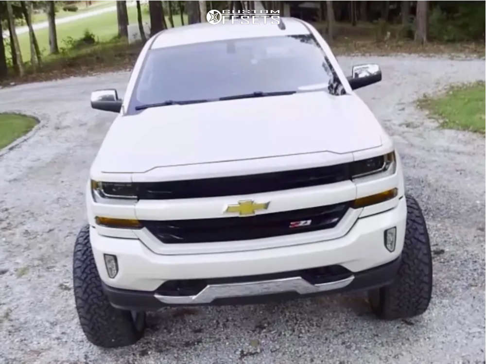 2018 Chevrolet Silverado 1500 with 26x14 -72 Tuff T2a and 37/13.5R26 ...